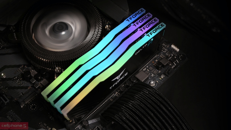 RAM PC TEAM T-Force Delta White RGB 8GB DDR4 3600MHZ | Giá rẻ